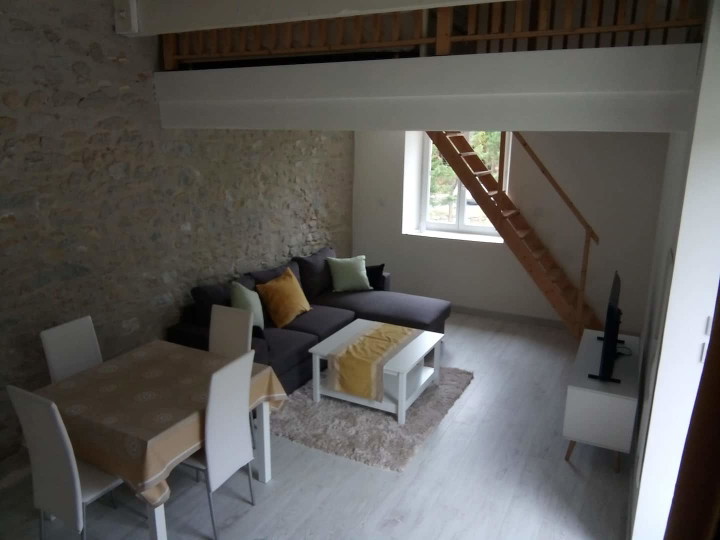 Grand T2 Dans Une Ferme Rénovée Avec Mezzanine - Pays basque français