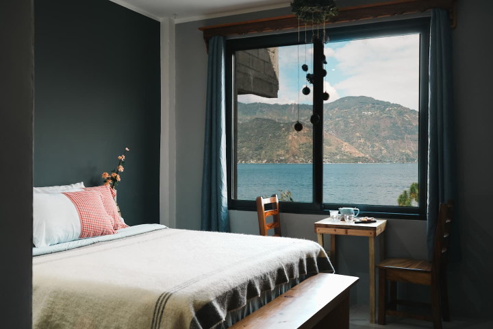 Lakefront | Quiet Private Apartment - San Pedro La Laguna