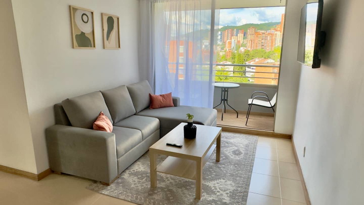 Beautiful Apt In El Poblado's Best Area - Medellin, Antioquia, Colombia