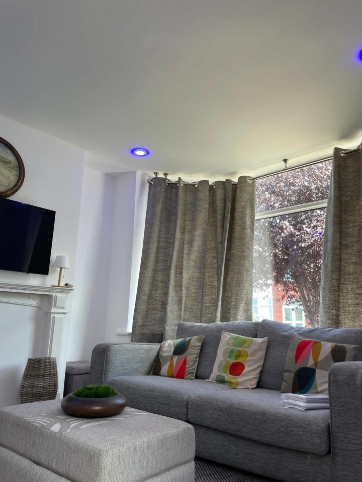 Place To Be, Free Parking, Near Manchester Airport - Knutsford