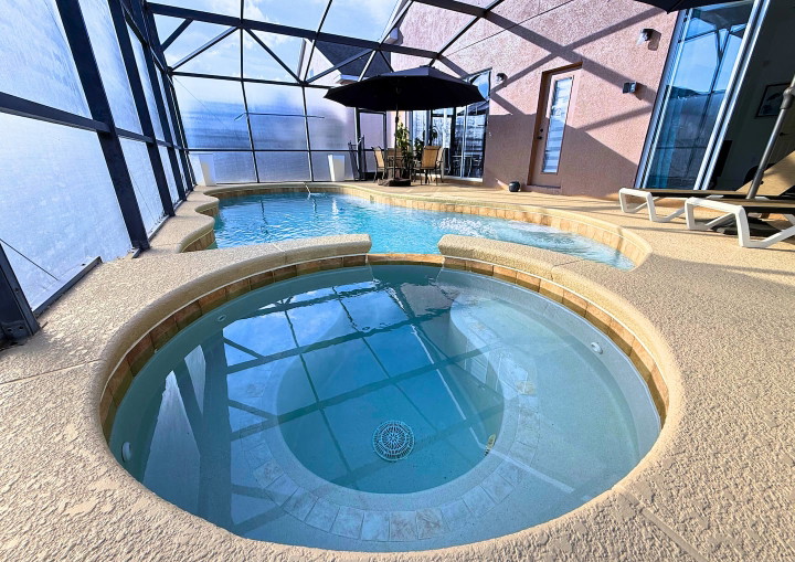 Blue Coral Luxe Villa - Davenport, FL