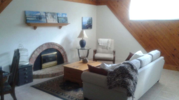 East Side Serenity Apartment - Owen Sound
