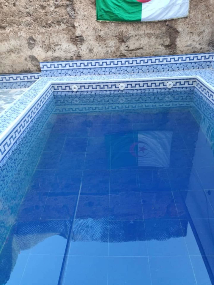 Logement Typique Avec Piscine Au Centre Ville - Tlemcen
