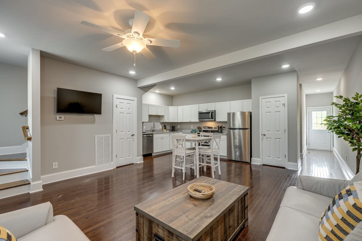 Theta Place | Sleeps 6 | Columbia, Tn - Columbia, TN