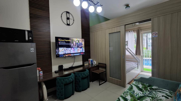 Shore Residences Direct Pool Access - Manila