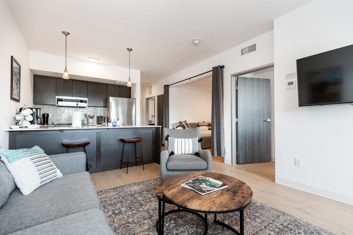 Bozeman 406 Downtown Loft With Indoor Parking! - Bozeman, MT