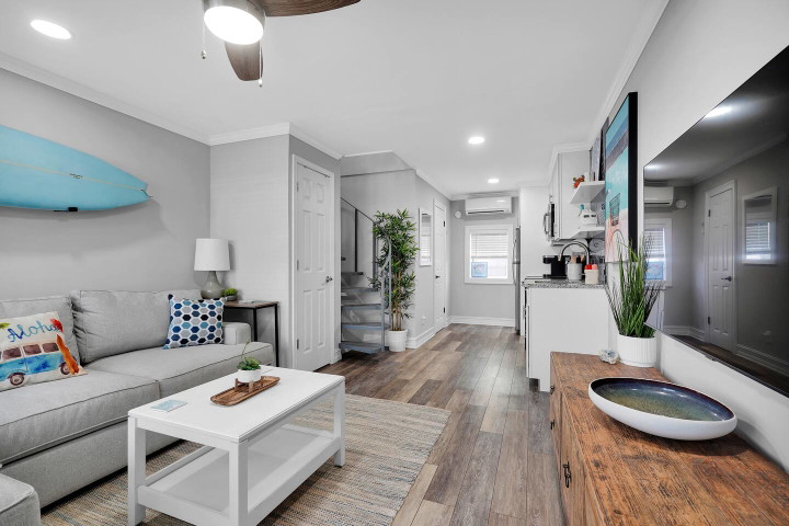 Beach Time! -Beach Condo - Atlantic Beach, FL
