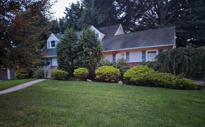 Charming & Cozy Huntington Accommodation - Huntington, NY