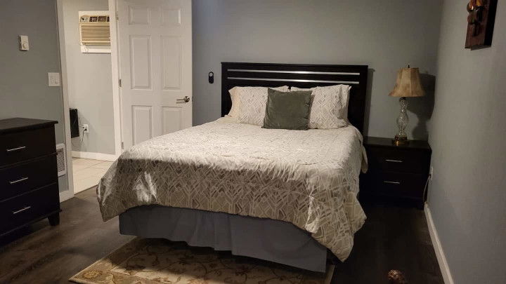 Guest House Perfectly Located! - Spokane, WA