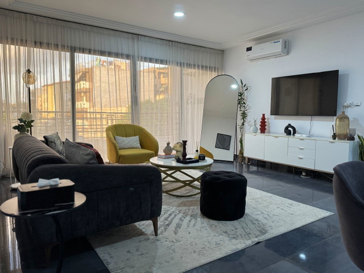 Bright And Spacious 3-room Apartment_9th Tranche - Abidjan