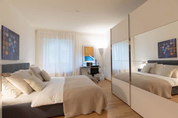 Zentrales 3.5 Zimmer Apartment Mit Balkon Nahe See - Zurich, Switzerland