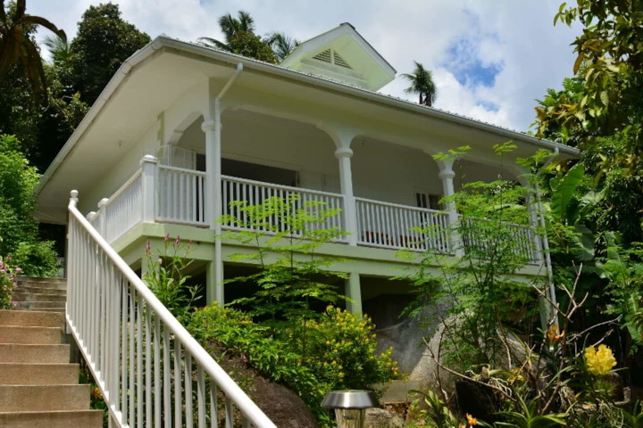 Petie Baie Chalets - Ocean Chalets - Seychelles