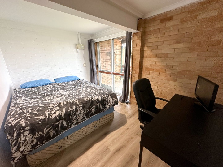 Comfy Room With Private Entrance - Sunshine Coast