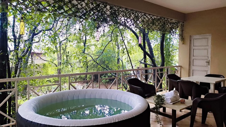 Villa In Khandala | Outdoor Tub | Garden | Breezy - Lonavla