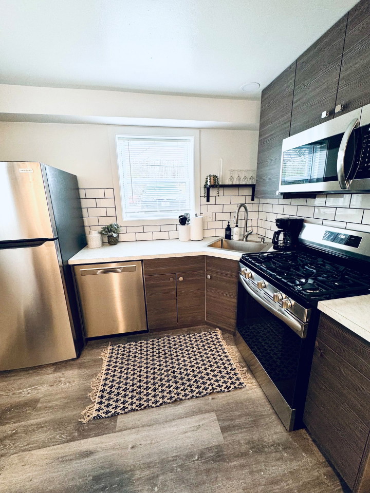 Charming 1-bedroom In Worth, Il - Worth, IL
