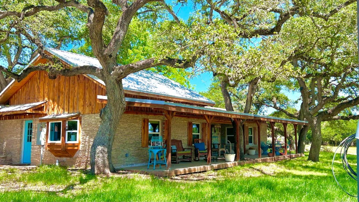 All Ensuite Bathrooms - Across From Market Days - Wimberley, TX