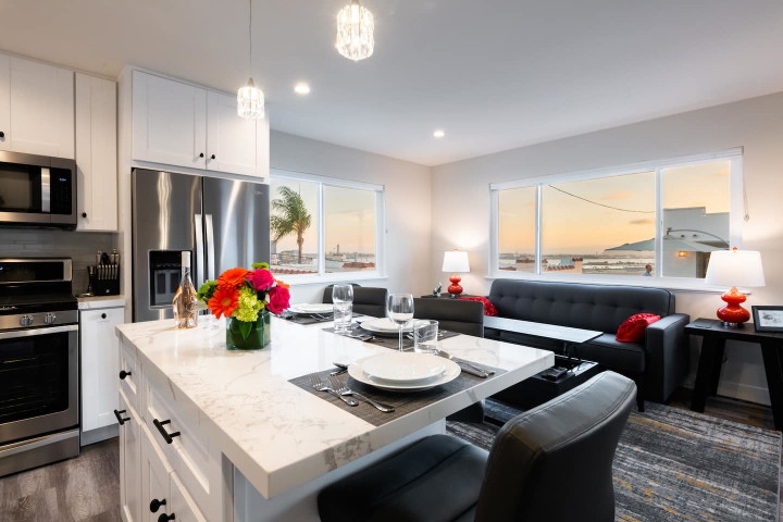 1stresorts.com Water View Family Villa A W/ Hottub - Kensington - San Diego