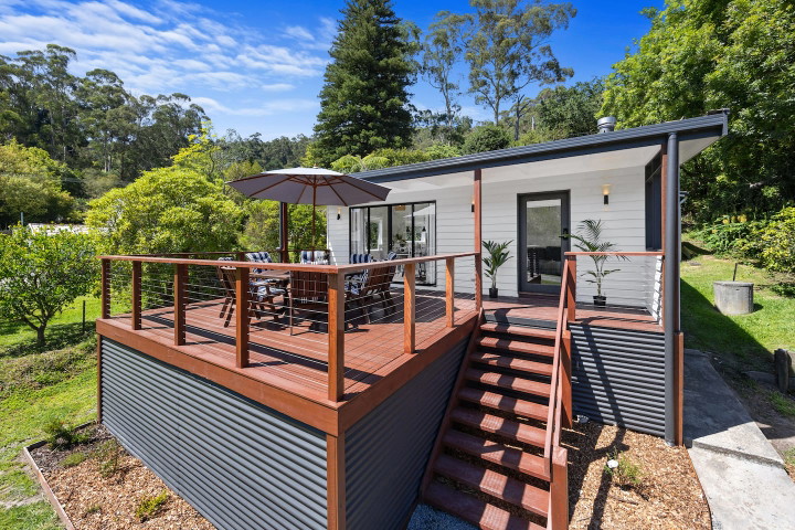 Hearthwood Cottage, In Quiet Cul-de-sac - Currawong Rd