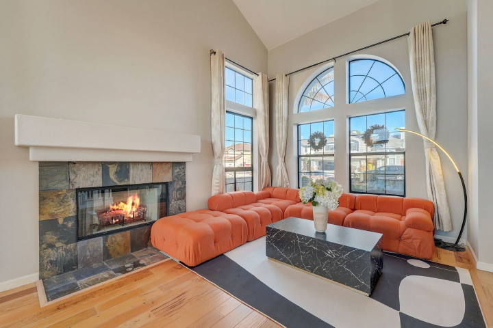 Monthly 30% Off|bay View|
Playroom|vaulted Ceiling - Hayward, CA