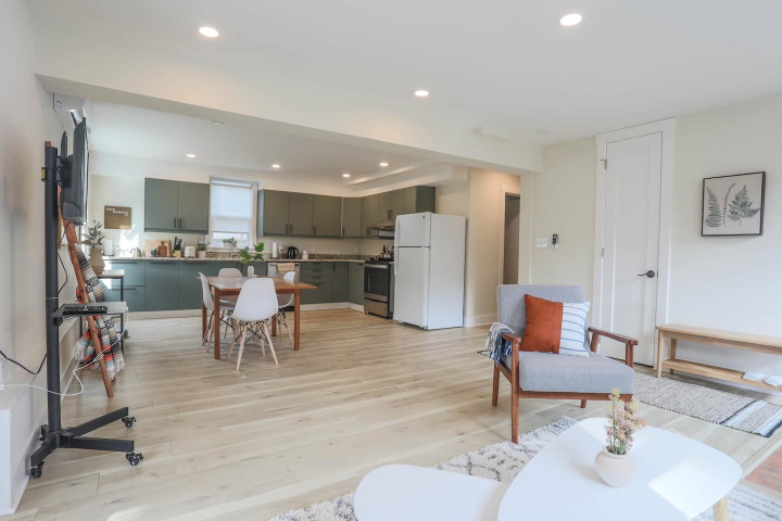 2 Bed/2 Bath Near Public Transport Oakland - Alameda, CA