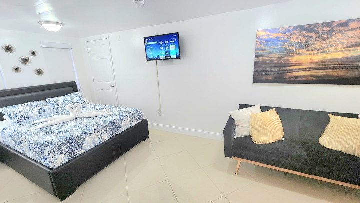 Cozy Private Studio Well Located In Hollywood, Fl - Hollywood, FL