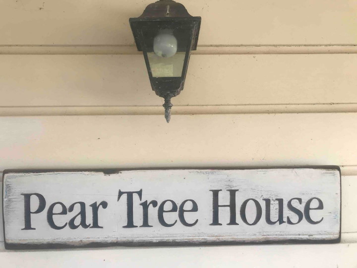 Historic Pear Tree Unit - Raglan