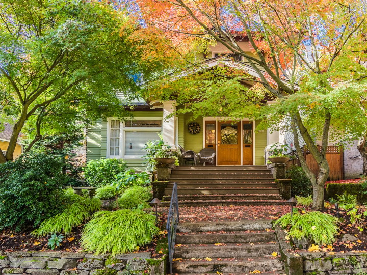 Beautiful Apt Near City Center! - Portland, OR