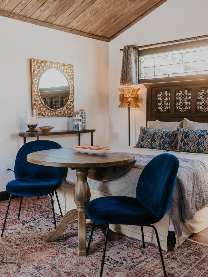 Nifty Nest Oasis / Impeccable Studio + Garden - Amarillo, TX