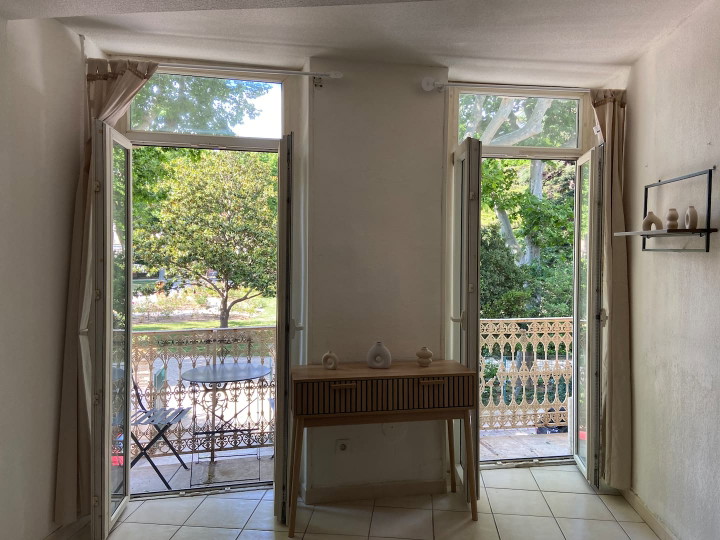 Charmant Et Grand Appartement - Climatisation - Narbonne
