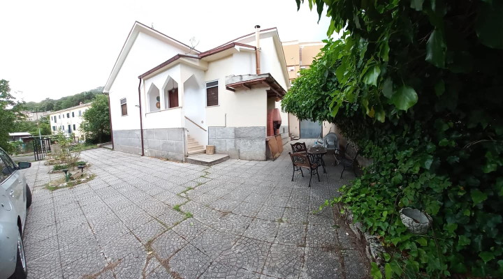 Al Bivacco 
Scanzano (Aq) - Tagliacozzo