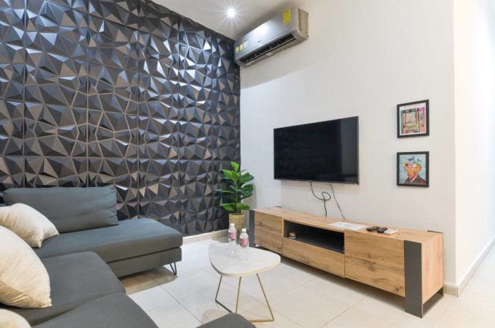 Private Dorm, Private Locker & 7 Beds For 8 Hours - San Pedro Garza García