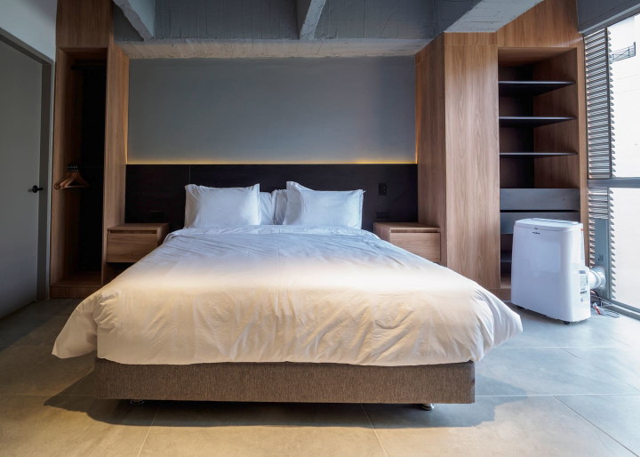 Modern Studio In Quiet El Poblado Neighborhood - Medellín