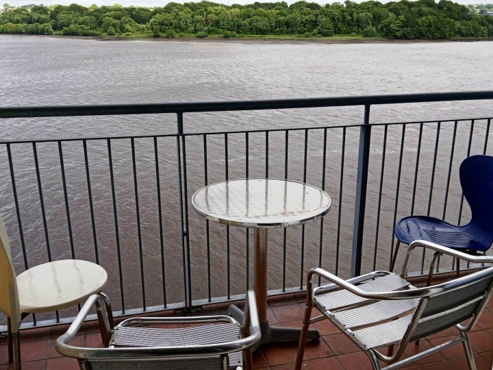 Penthouse On The Foyle. Foyle View Apartments - Londonderry