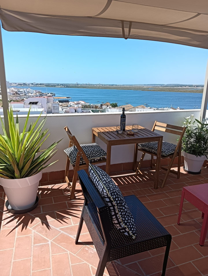 Artistic Views In Romantic Penthouse - Ayamonte