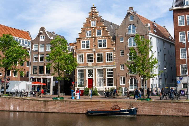 Historic Canal House | 17th Century | 2 King Beds - Amsterdam