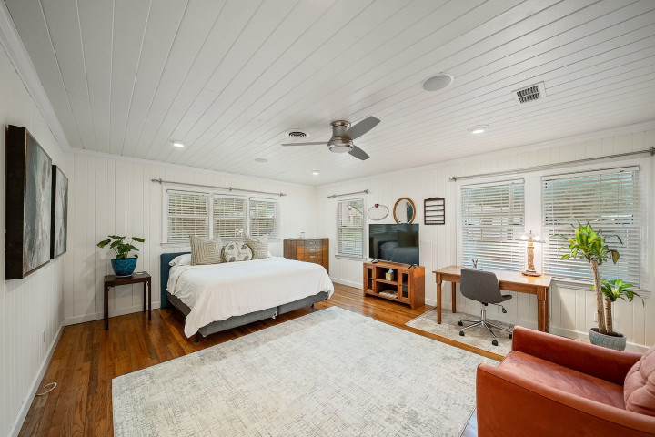 3br Movie Room - Tallahassee, FL