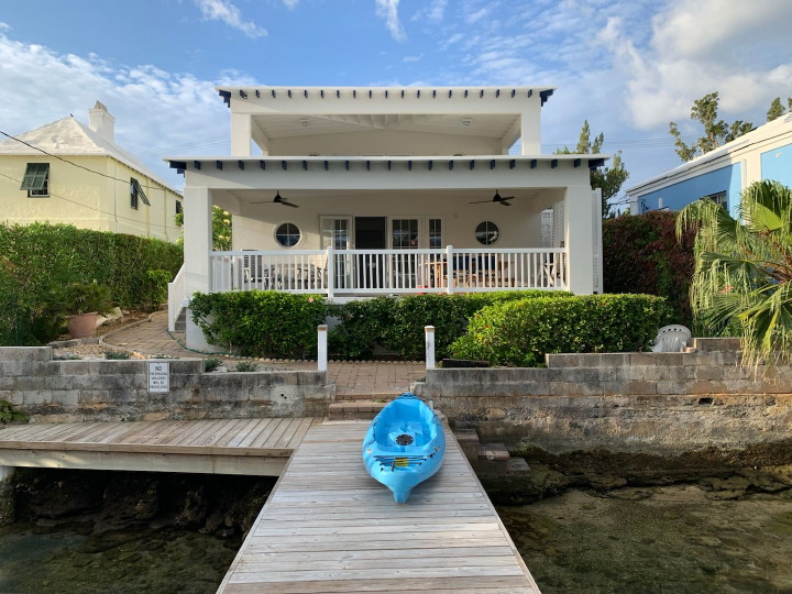 Lovely Waterfront Apartment - Bermuda
