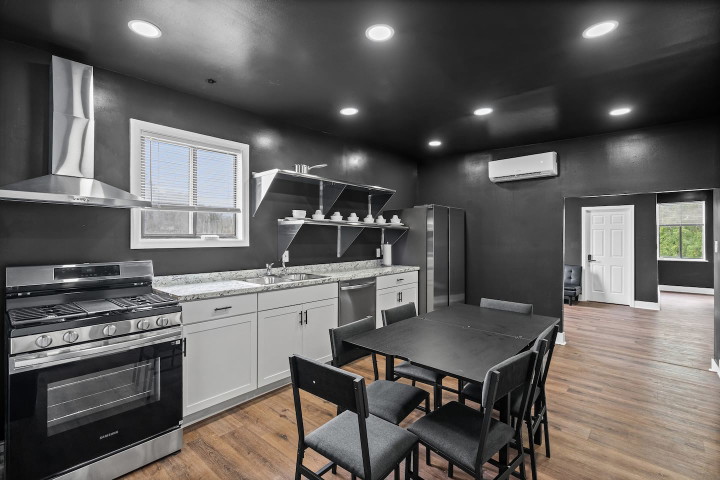 %2eh Brand New 4-bedroom Apartment - Troy, NY