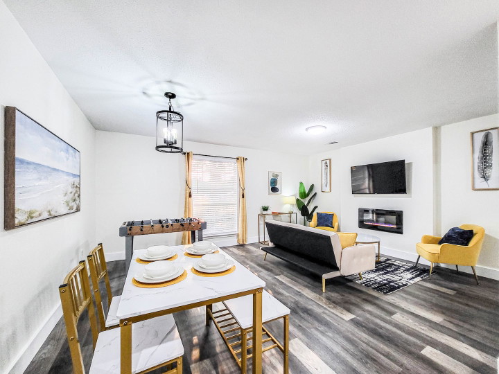 Modern Duplex - Private Backyard & Pet Friendly - Texarkana, TX
