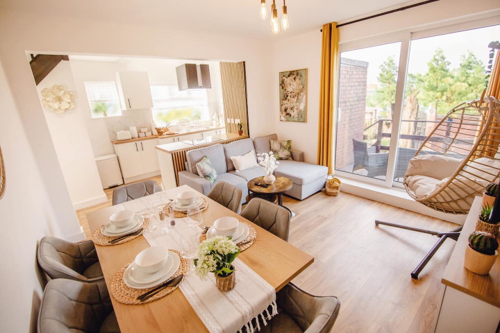 Golden Luxury Retreat | 2 Bath | Parking | 16 Ppl - Barnsley