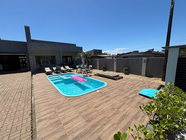 Casa, 3 Dormitórios E Piscina No Centro Xangrilá - Xangri-Lá