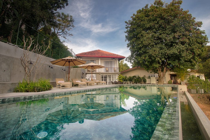 Villa De 3 Chambres Avec Une Belle Vue Et Une Piscine - Kandy