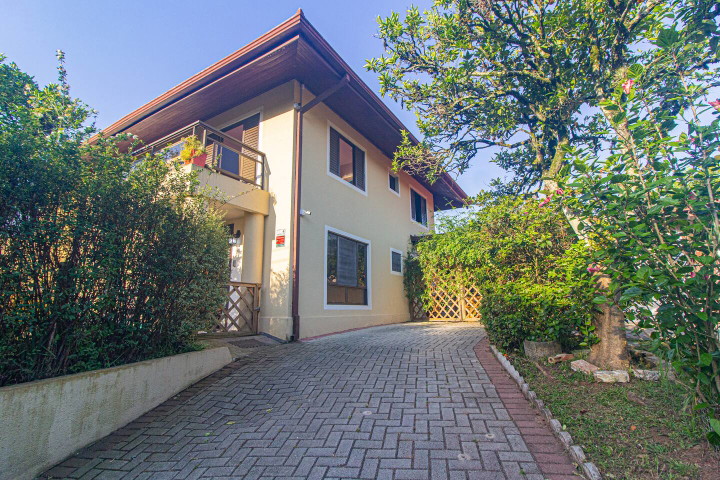 Two-story House 6q 3b Attached To The Park São Lourenço L Quarry - Curitiba