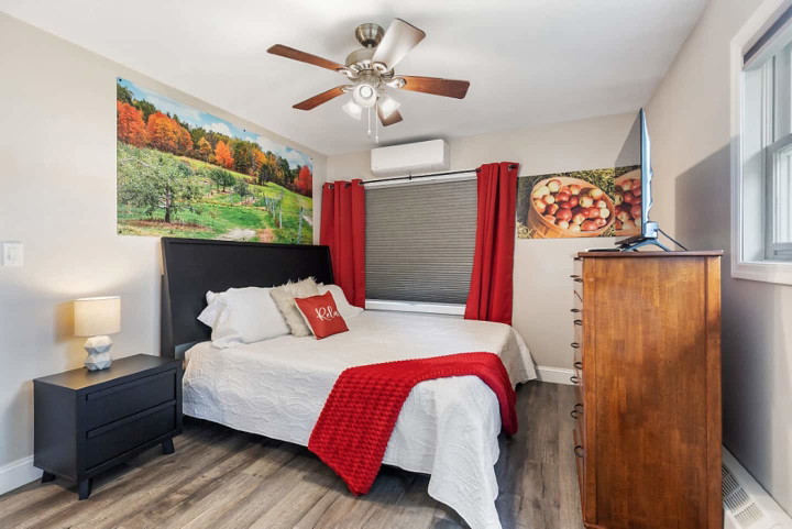 Spacious 4br| Near Airport | Covered Patio - Old Town, ME