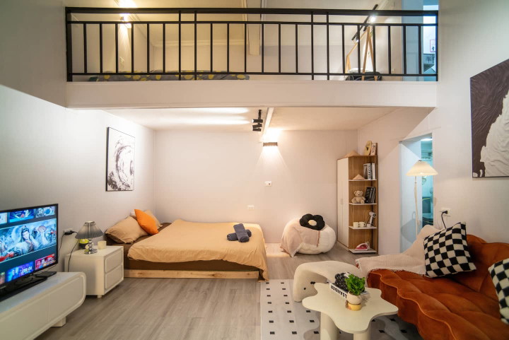 Cozy + Quiet Loft |5' To Lake | Washing Machine - Hanói
