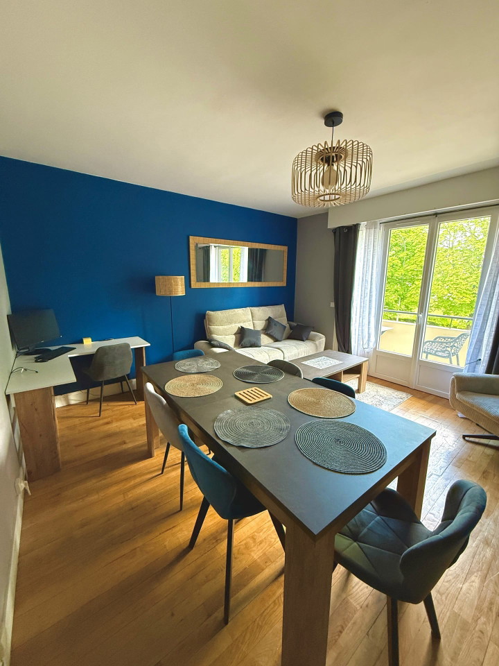2-bedroom Apartment With Balcony In A Sought-after Area - Charleville-Mézières