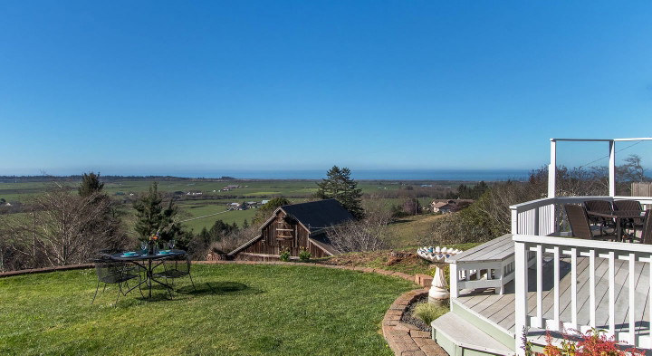 New!!! Oceanview Guesthouse - Arcata, CA