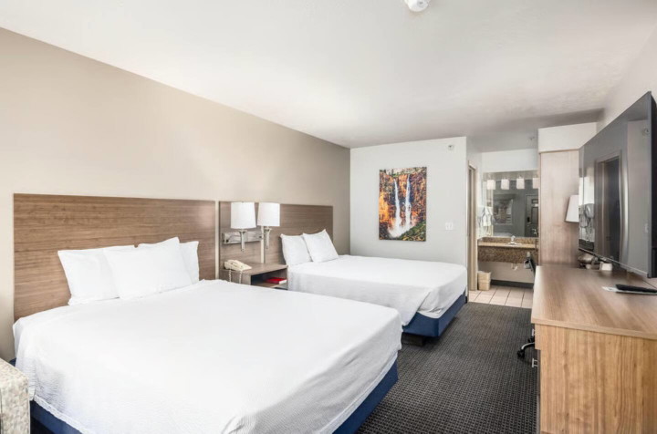 St. George Inn & Suites - 2 Queen Beds Room - St. George, USA