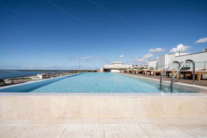 Marina Front · Private Jacuzzi · Heated Pools - 