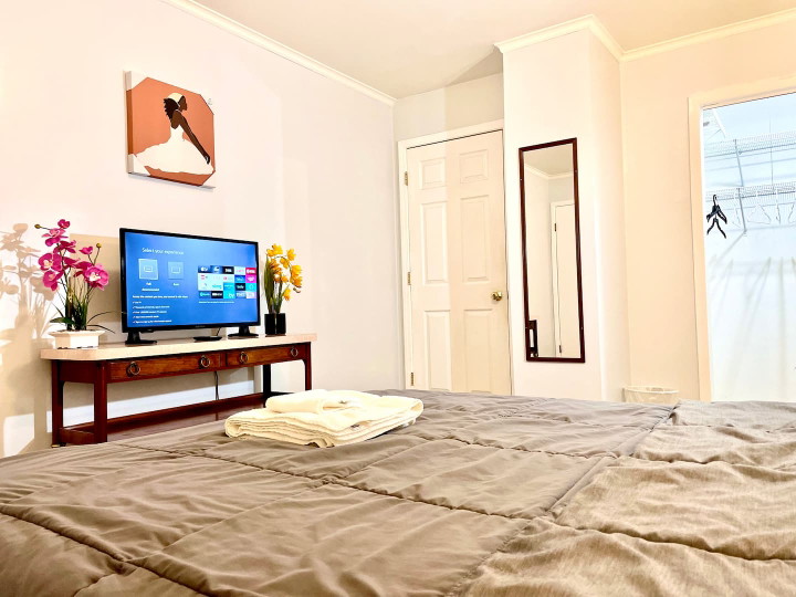2 Br/1 Ba With Separate Entrance - Chicago